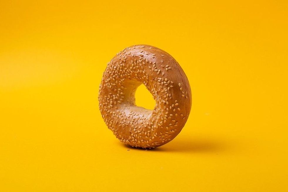 50 Best Bagel Puns, Jokes And One-Liners | Kidadl