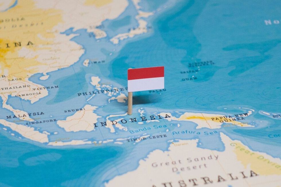 100 Top Indonesian Last Names With Meanings | Kidadl
