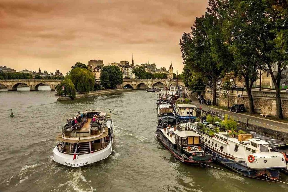 23 Amazing Seine River Facts You Probably Didn't Know About! | Kidadl