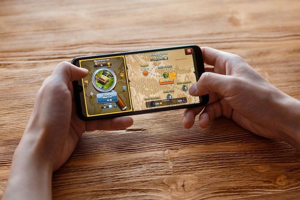 50+ Best Fortnite Jokes For Gamers | Kidadl