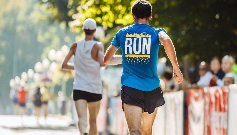 65 Best Running Jokes And Captions To Make You S-Mile | Kidadl